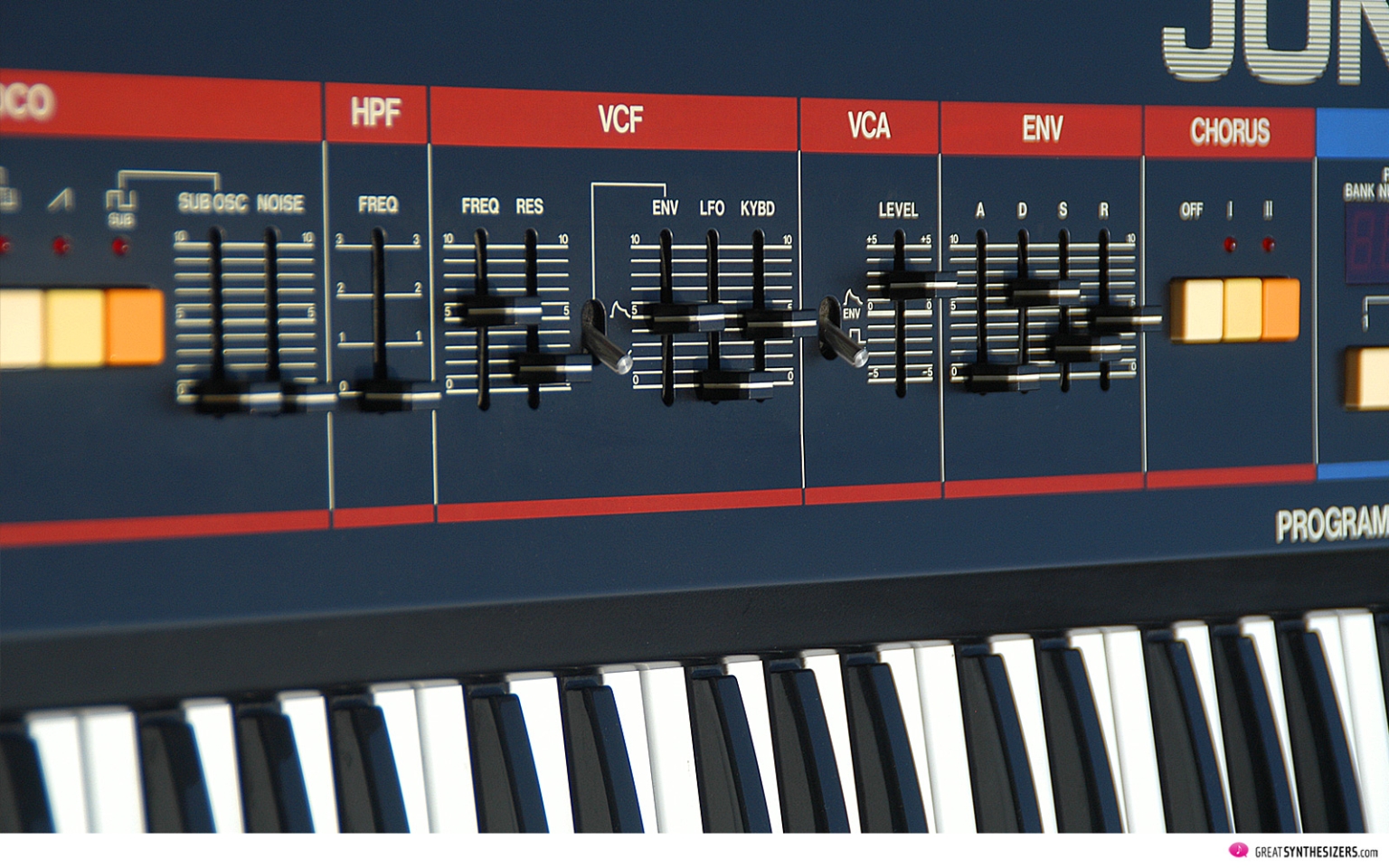 Roland Juno-60 - a classic with lots of charme - GreatSynthesizers