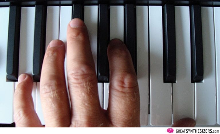 Korg MS-20 Original / Legacy / Mini - A Muscle Testing - GreatSynthesizers